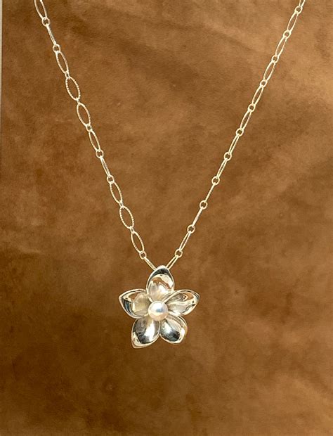 Plumeria With Pearl Necklace Plumeria Hawaiian Flower Sterling