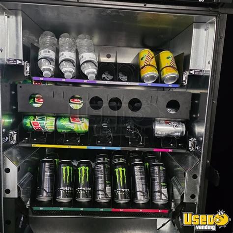 Wittern Fsi Usi Futura 3589 Snack And Drink Machine Combo Vending Machine For Sale In Michigan