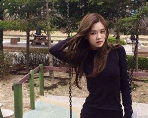 Blackpink RosÉ Pre Debut Photo Blackpink Rose Rosé Predebut Blackpink