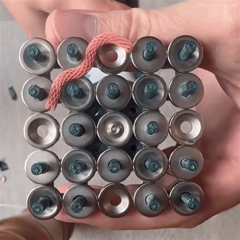 William Darrell Kinetic Sculptures Inspired By Nature And Evolution