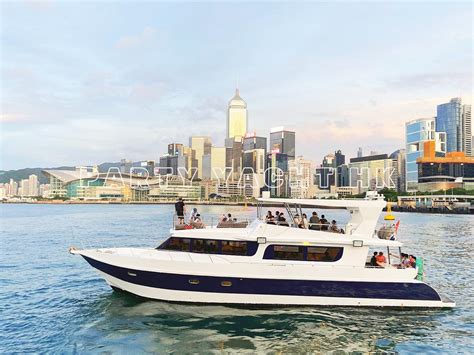 Party Yacht Hk 派對遊艇 西式遊艇 遊船河 船p 釣墨魚 Yacht Rental Boat Party