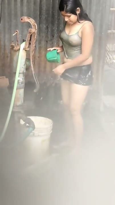 Village Girl Bath Outdoor Eporner