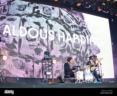 London England Uk 28th August 2022 Aldous Harding Performance At All
