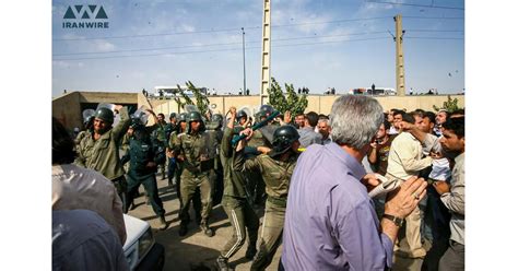 عکس‌هایی دیده نشده از تشییع جنازه ندا آقا سلطان