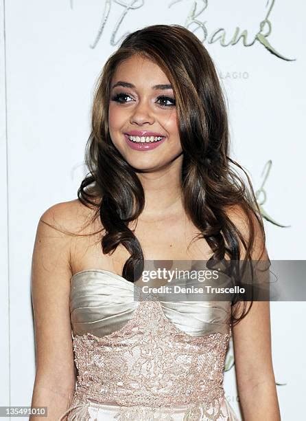 Sarah Hyland Arrives At Her 21st Birthday Celebration At The Bank