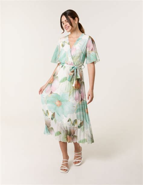 Womens Dresses On Trend Shop Dresses Online Now Blue Vanilla