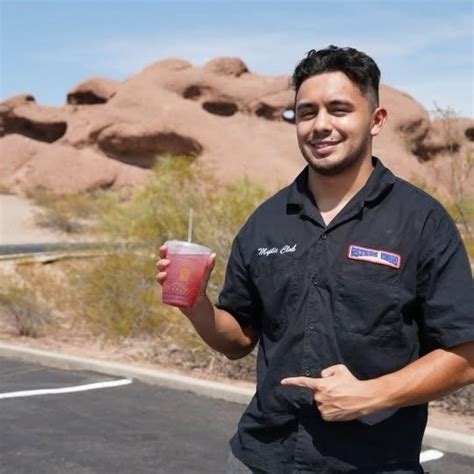 Andrew Cano Andrewcan0 • Threads Say More