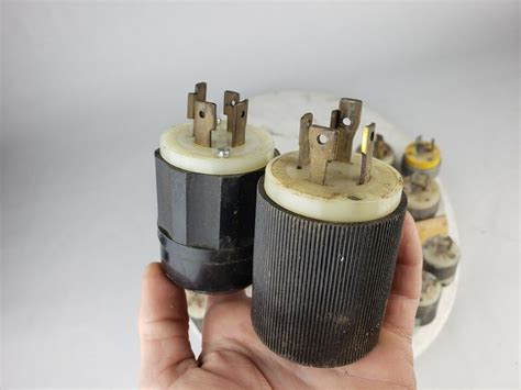 24x Twist Lock Plugs Cord Ends Hubbell Hbl4570c Male Female Connector