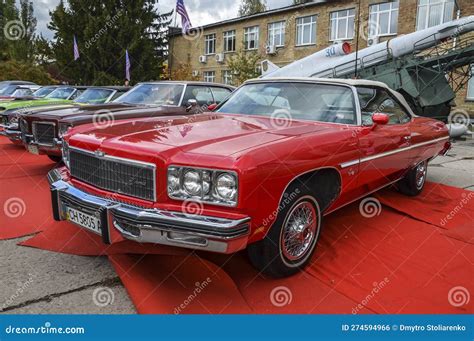 One Of The Famous American Cars Of The 60 70s Full Size Chevrolet