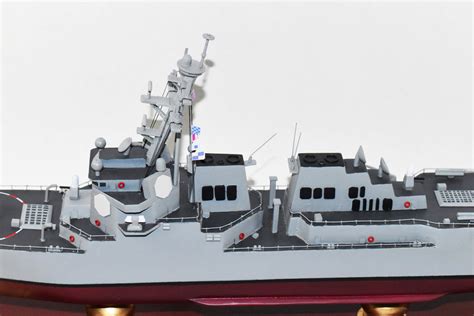 Uss Lenah H Sutcliffe Higbee Ddg 123 24 Inch Mahogany Model Squadron Nostalgia