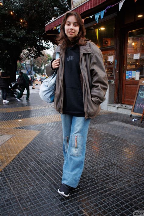 Solo Geral Santos With Natural Tits Doing Striptease For Zishy Studio