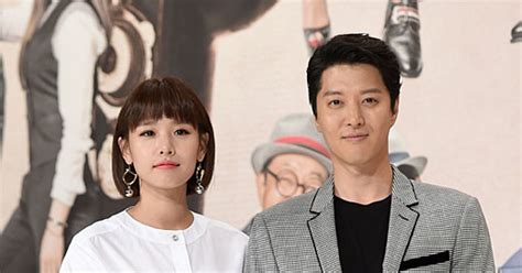 조윤희♥이동건 딸 사진 삭제요청 논란이미 Sns에 공개해놓고 의견분분 종합