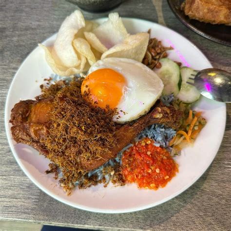 Petit Fangko New Indonesian Cafe In Queenstown Eatbooksg