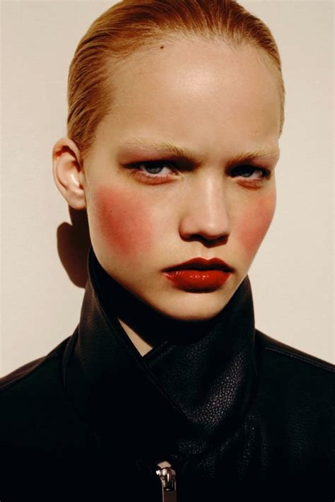 Lilla Molnar Metro Models