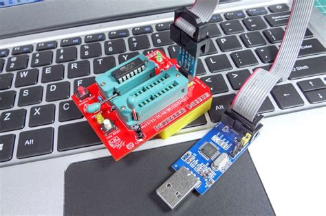 【attiny】各種attinyチップにブートローダーやスケッチを書き込む際に使えるarduinoシールド基板の製作！ ぶらり＠web走り書き