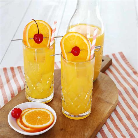 Harvey Wallbanger Cocktail Classic Harvey Wallbanger Cocktail 1