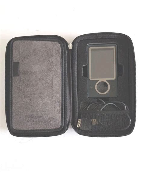 Microsoft Zune 30gb 1089 Digital Media Player With Accessories Black