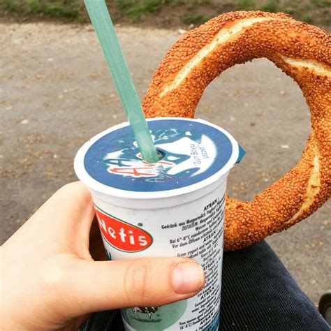 Simit And