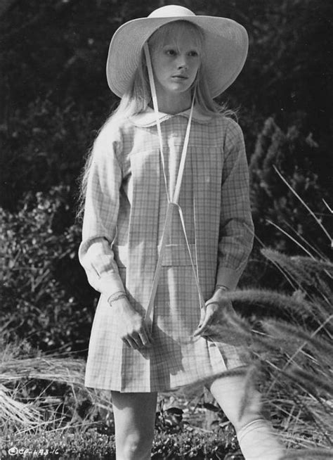 30 Vintage Photos Of A Young And Beautiful Sondra Locke Clint Eastwood