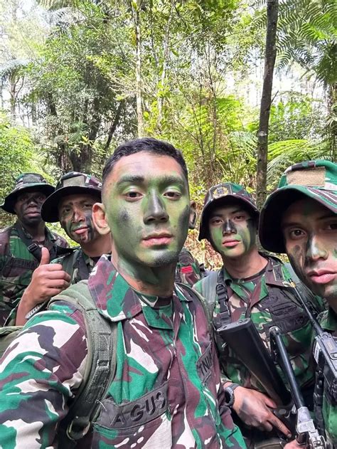 7 Potret Daffa Wardhana Ikut Latihan Militer Kopassus Antusias Pakai