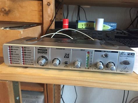 Behringer Minifex Fex800 Stereo Multi Fx Processor Gebraucht In
