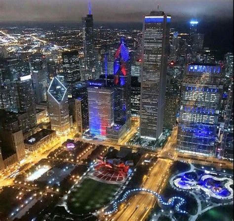 Chicago Skyline After Cubs Win 2016 World Series Chicago Pictures