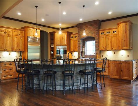 Rustic Kitchen With Exposed Brick Kitchen Design Rustic Kitchen Kitchen Layout
