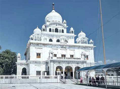 Violation Of Sikh Religious Code Alleges Sad A And Dal Khalsa On Same Sex Marriage At Bathinda