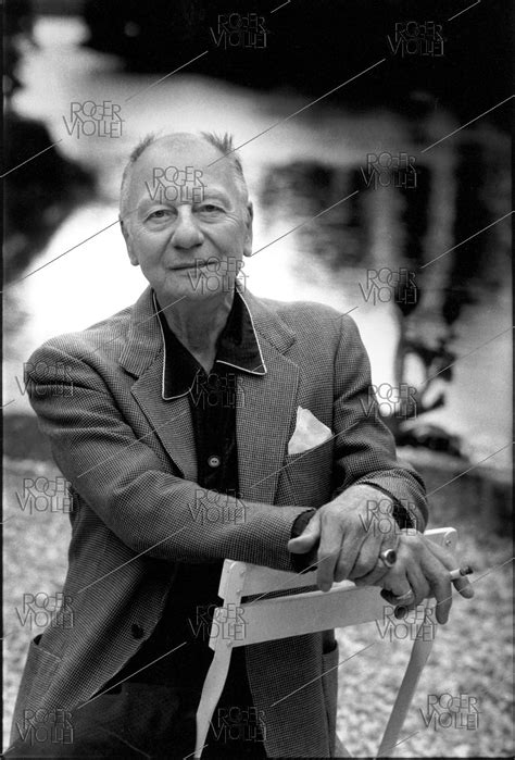 John Gielgud Arthur