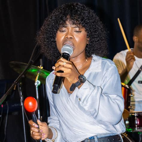 Priscille Nzelele Officiel Youtube