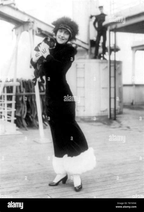 Annette Kellermann Annette Kellermann Fotos Und Bildmaterial In Hoher