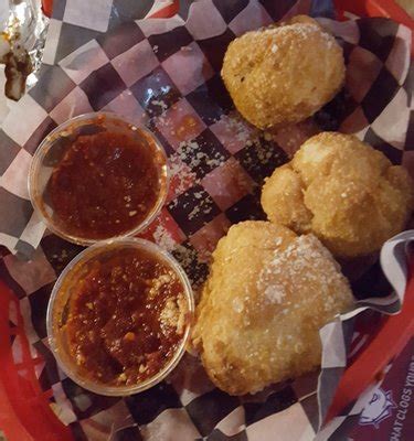Ginger Hill Tavern 19 Photos And 70 Reviews 278 S Main St Slippery