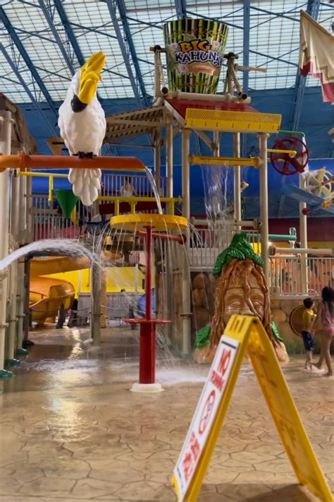 Big Kahunas Indoor Water Park Toitime