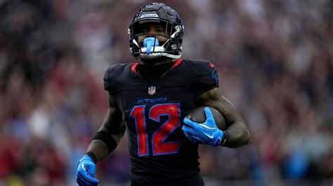 Houston Wideout Collins Leaves With Injury Against Bills