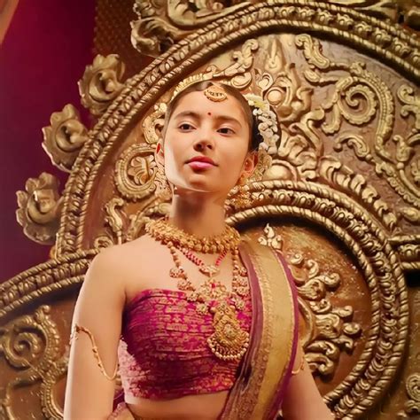 Sara Arjun To Romance Ranveer Singh Sara Arjun Facebook Instagram