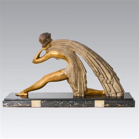 Early 20th Century Art Deco Sculpture Femme Allongée By Demetre