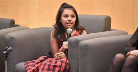 Adhara Pérez Gadis 11 Tahun Kalahkan Iq Albert Einstein