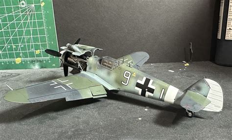 Messerschmitt Bf 109 G 6 Plastic Model Airplane Kit 148 Scale