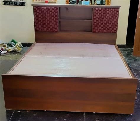 Box Type Bed Cot Plywood Material Size 64 Feet At Rs 38000piece In