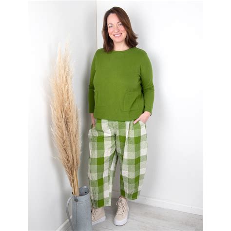 Mama B Colla Avocado Boxy Jumper In Avocado