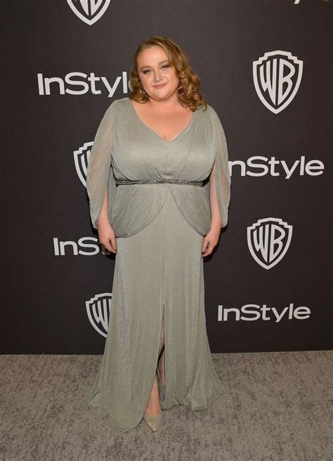 Danielle Macdonald Biography Height And Life Story Super Stars Bio