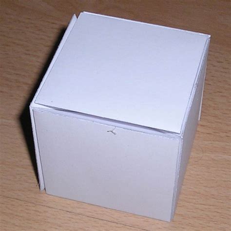 Paper Six Pyramids That Form A Cube