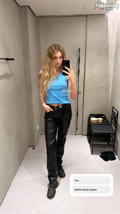Romee Strijd Shows Off Her Pokies 1 Photo The Fappening Leaked Photos Romee Strijd Shows Off Her Pokies 1 Photo The Fappening Leaked Photos