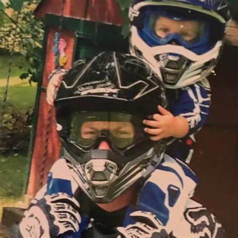 Noah N0ahcupp • Threads Say More