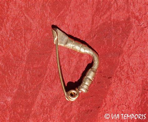 Bijoux Antiques Fibule A Ressort En Bronze Ve Iiie S Av Jc V