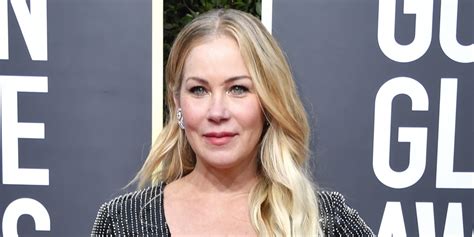Christina Applegate Celebrates 50th Birthday Amid Ms Battle ‘may We Find That Strength