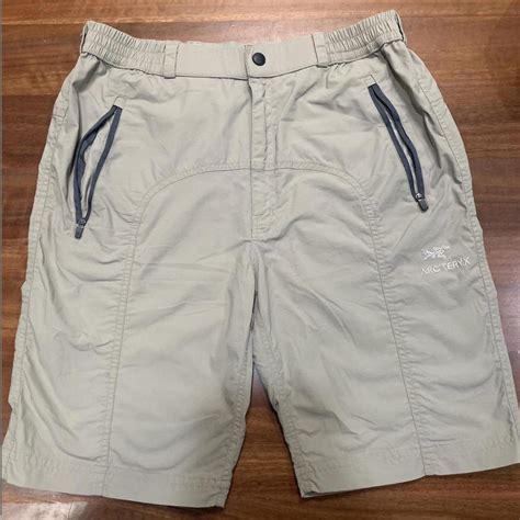 Repop Arcteryx Beige Shorts Size Womens Small Zipper Depop