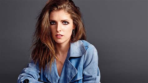 Anna Kendrick With Blue Dress In Gray Background Hd Anna Kendrick Wallpapers Hd Wallpapers