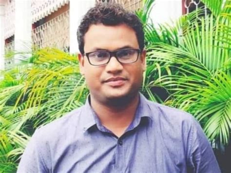 Mla Vinay Jaiswal Kindness Journalist Handed Check On Diwali Without