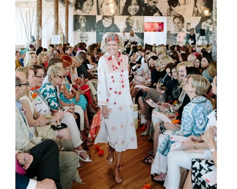 Our Favorite Looks From The Ali Macgraw For Ibu Runway Show The Scout Guide Boho Chic Design